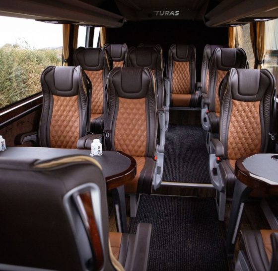 Luxury Transport, Private Guided Touring in Ireland | Ireland Chauffeur ...